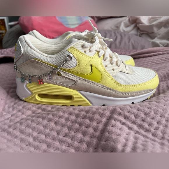 Nike | Shoes | Nike Air Max With Nike Chain | Poshmark